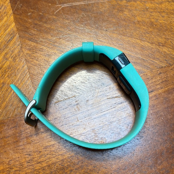 fitbit | Wearables | Aqua Wireless Fitbit Heart Rate Activity Monitor ...